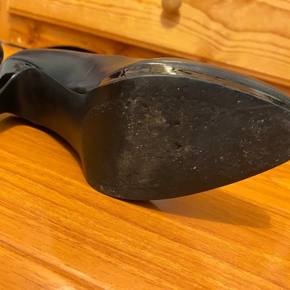 Tahari | Shoes | Tahari Black Work Heels | Poshmark